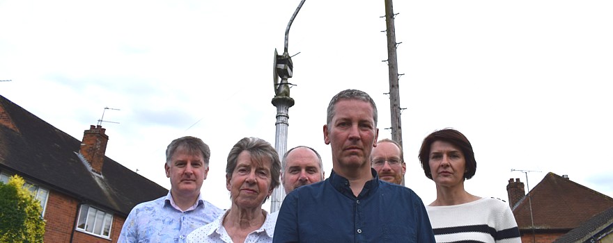 Residents campaign to save old street lights - Bell Tower Community ...
